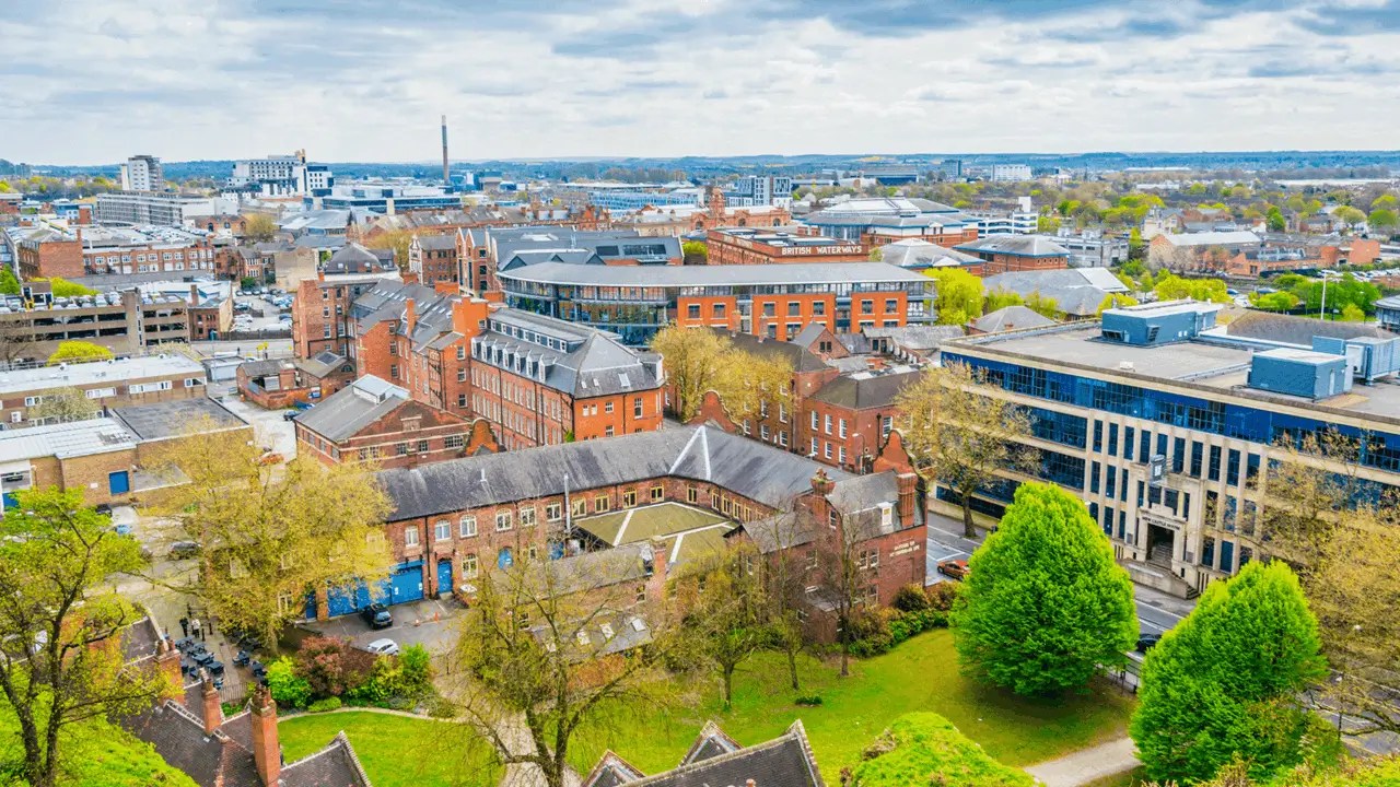 10 Amazing Things for Students to do in Nottingham - The Language Gallery